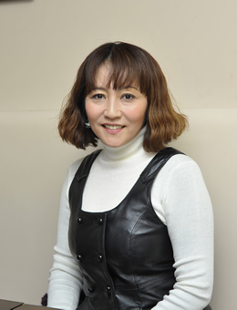 MINAKO インタビュー ～ LIFE IS